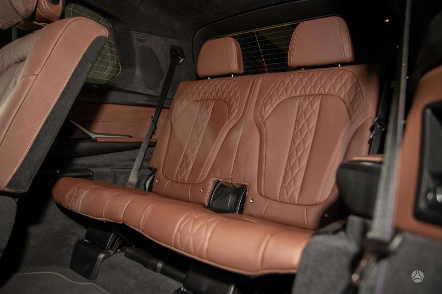 BMW X7 2026 in Kaunas, with an engine capacity of 3.00 L and mileage of 16 thousand km for 95771 €, photo 15 on AUTOMOTO.COM.LV