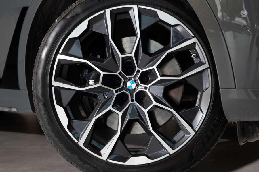 BMW X7 2026 in Kaunas, with an engine capacity of 3.00 L and mileage of 16 thousand km for 95771 €, photo 27 on AUTOMOTO.COM.LV
