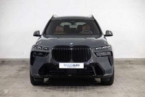 BMW X7 2026 in Vilnius, with an engine capacity of 3.00 L and mileage of 12 thousand km for 99891 €, photo 3 on AUTOMOTO.COM.LV