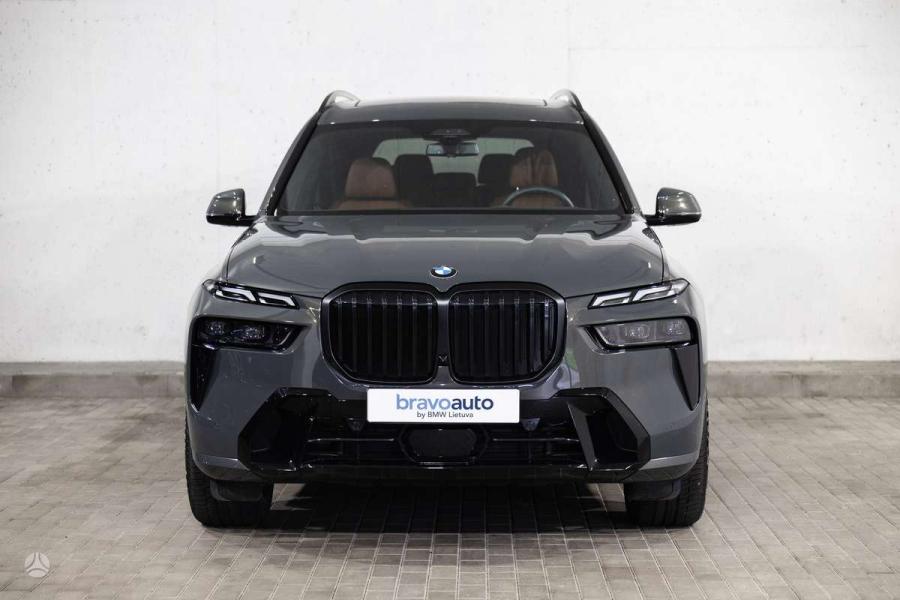 BMW X7 2026 in Vilnius, with an engine capacity of 3.00 L and mileage of 12 thousand km for 99891 €, photo 3 on AUTOMOTO.COM.LV