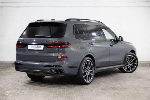 BMW X7 2026 in Vilnius, with an engine capacity of 3.00 L and mileage of 12 thousand km for 99891 €, photo 10 on AUTOMOTO.COM.LV
