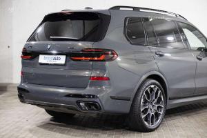 BMW X7 2026 in Vilnius, with an engine capacity of 3.00 L and mileage of 12 thousand km for 99891 €, photo 11 on AUTOMOTO.COM.LV