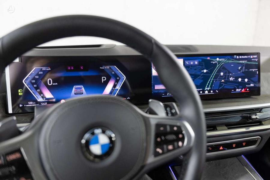 BMW X7 2026 in Vilnius, with an engine capacity of 3.00 L and mileage of 12 thousand km for 99891 €, photo 36 on AUTOMOTO.COM.LV