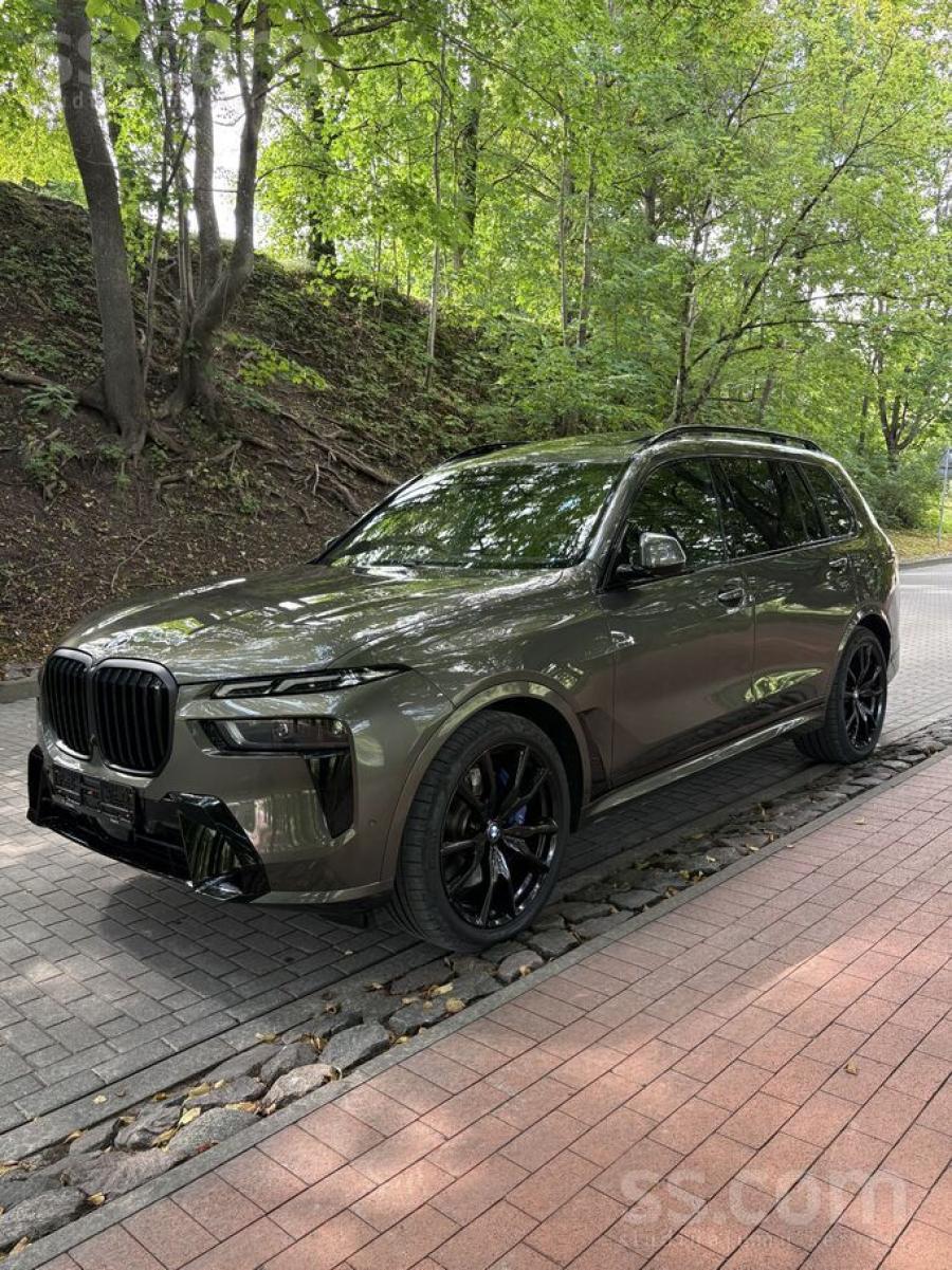 Green BMW X7 2024 in Bauska, with an engine capacity of 4.00 L and mileage of 37 thousand km for 96999 €, photo 1 on AUTOMOTO.COM.LV