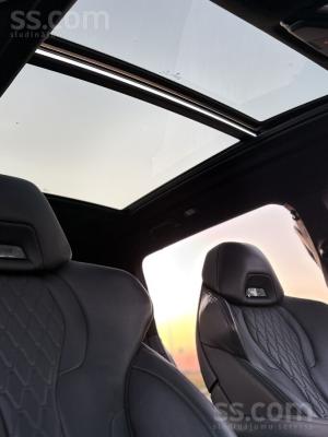 Green BMW X7 2024 in Bauska, with an engine capacity of 4.00 L and mileage of 37 thousand km for 96999 €, photo 5 on AUTOMOTO.COM.LV
