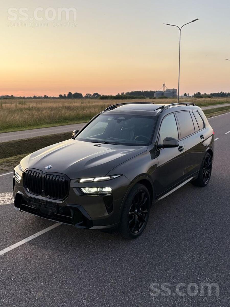 Green BMW X7 2024 in Bauska, with an engine capacity of 4.00 L and mileage of 37 thousand km for 96999 €, photo 9 on AUTOMOTO.COM.LV