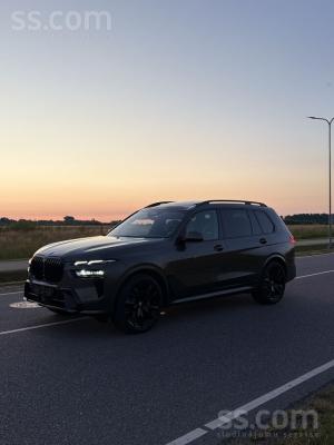 Green BMW X7 2024 in Bauska, with an engine capacity of 4.00 L and mileage of 37 thousand km for 96999 €, photo 10 on AUTOMOTO.COM.LV