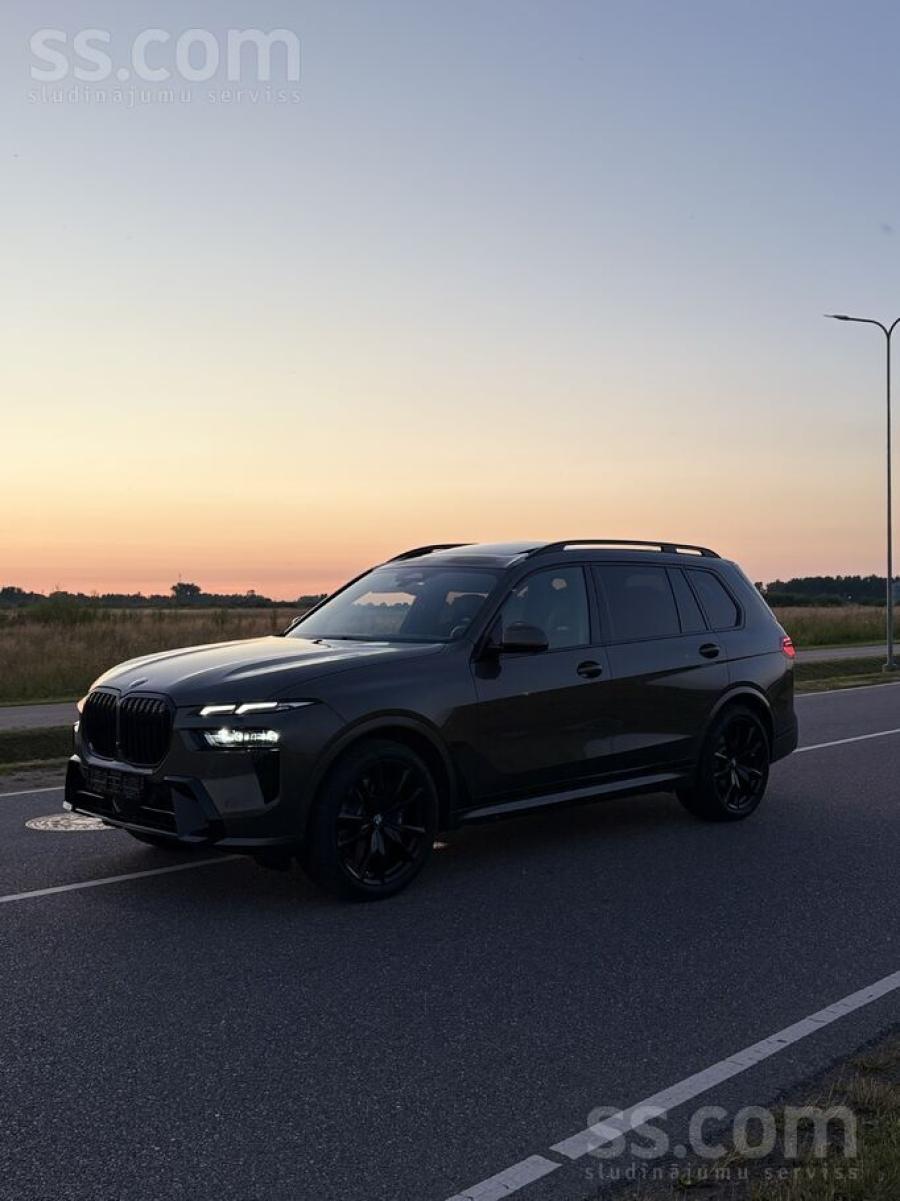 Green BMW X7 2024 in Bauska, with an engine capacity of 4.00 L and mileage of 37 thousand km for 96999 €, photo 10 on AUTOMOTO.COM.LV
