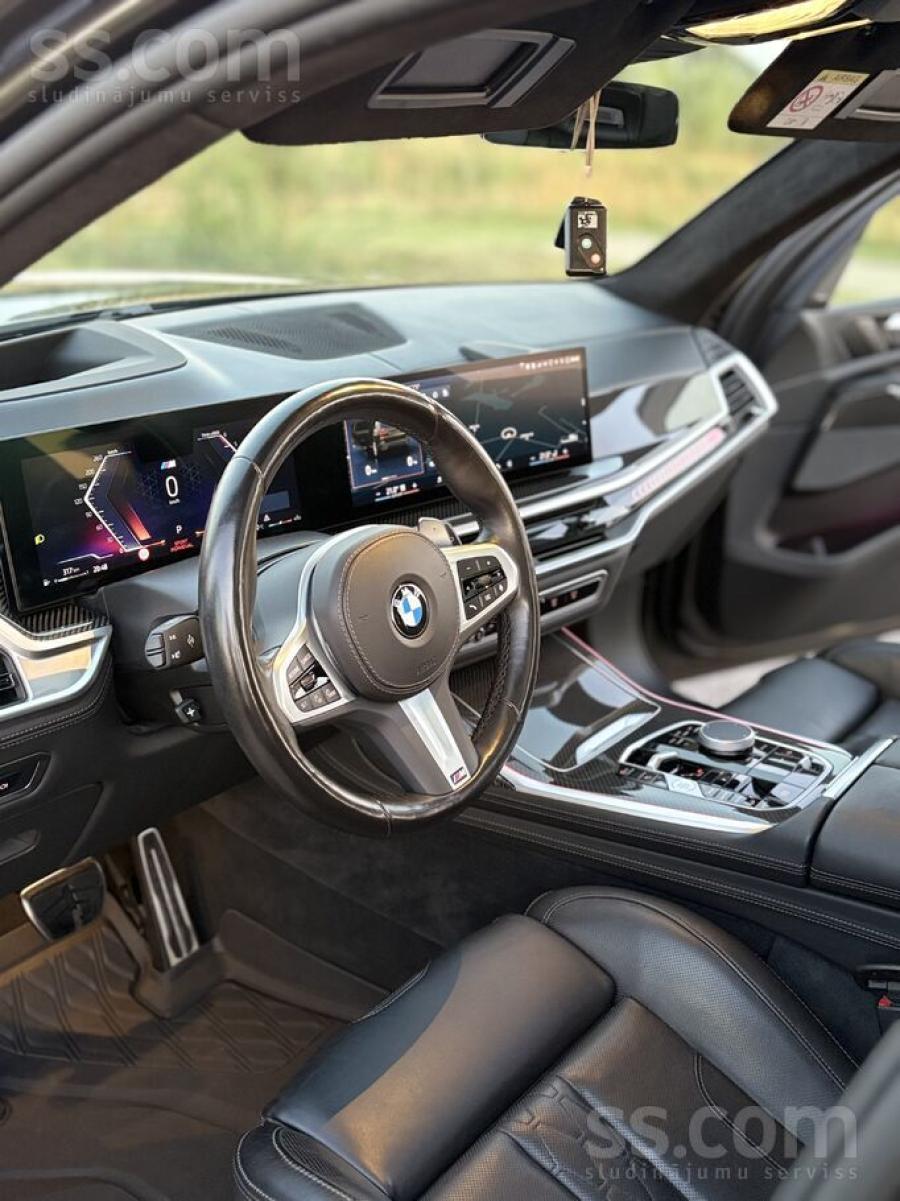 Green BMW X7 2024 in Bauska, with an engine capacity of 4.00 L and mileage of 37 thousand km for 96999 €, photo 16 on AUTOMOTO.COM.LV
