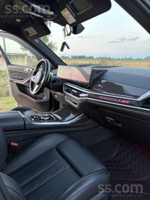 Green BMW X7 2024 in Bauska, with an engine capacity of 4.00 L and mileage of 37 thousand km for 96999 €, photo 17 on AUTOMOTO.COM.LV