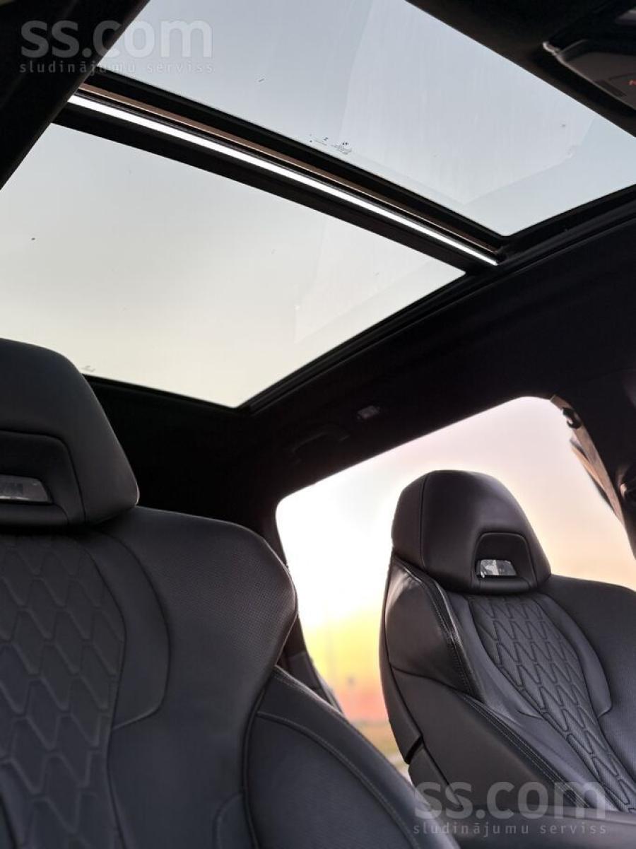 Green BMW X7 2024 in Bauska, with an engine capacity of 4.00 L and mileage of 37 thousand km for 96999 €, photo 22 on AUTOMOTO.COM.LV