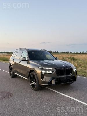 Green BMW X7 2024 in Bauska, with an engine capacity of 4.00 L and mileage of 37 thousand km for 96999 €, photo 23 on AUTOMOTO.COM.LV