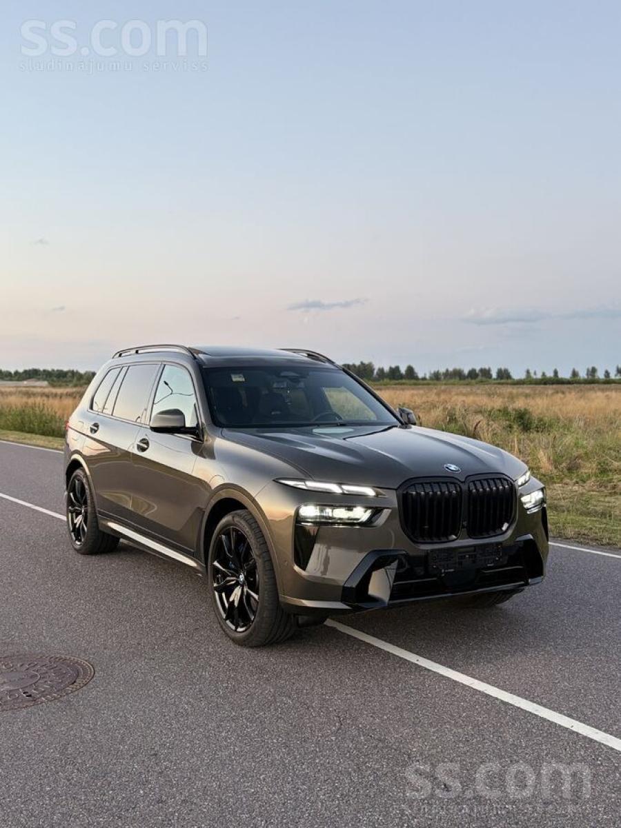 Green BMW X7 2024 in Bauska, with an engine capacity of 4.00 L and mileage of 37 thousand km for 96999 €, photo 23 on AUTOMOTO.COM.LV