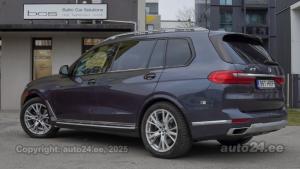 Pelēks BMW X7 2019 Tallina, ar dzinēja tilpumu 3.00 L un nobraukumu 95 tūkst. km par 59900 €, foto 4 vietnē AUTOMOTO.COM.LV