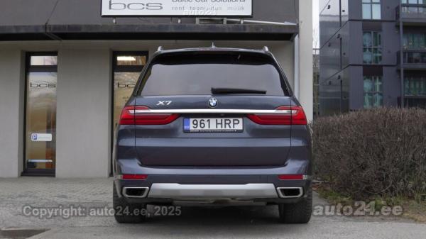 Pelēks BMW X7 2019 Tallina, ar dzinēja tilpumu 3.00 L un nobraukumu 95 tūkst. km par 59900 €, foto 6 vietnē AUTOMOTO.COM.LV