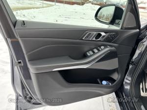 Grey BMW X7 2019 in Tartu, with an engine capacity of 3.00 L and mileage of 92 thousand km for 64500 €, photo 12 on AUTOMOTO.COM.LV