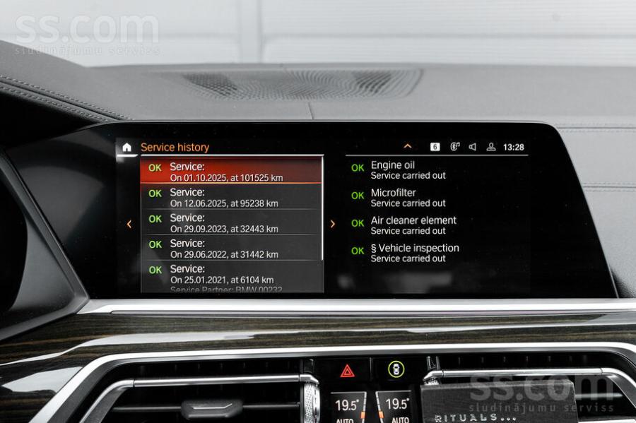 Серый БМВ X7 2019 в Рига, объемом двигателя 3.00 л и пробегом 119 тыс. км за 50200 €, фото 26 на AUTOMOTO.COM.LV