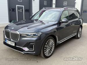 Pelēks BMW X7 2019 Tallina, ar dzinēja tilpumu 3.00 L un nobraukumu 98 tūkst. km par 55499 €, foto  vietnē AUTOMOTO.COM.LV