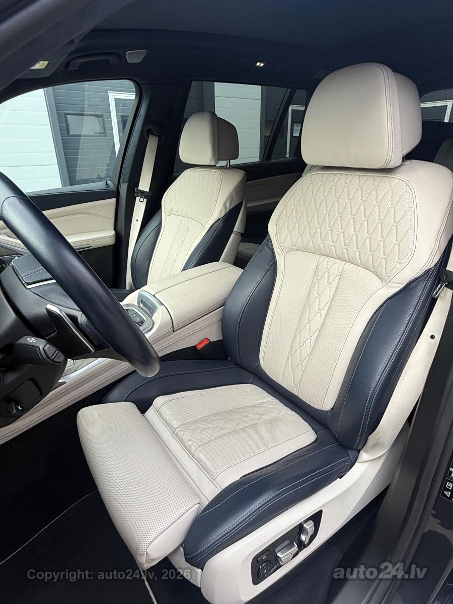 Pelēks BMW X7 2019 Tallina, ar dzinēja tilpumu 3.00 L un nobraukumu 98 tūkst. km par 55499 €, foto 16 vietnē AUTOMOTO.COM.LV