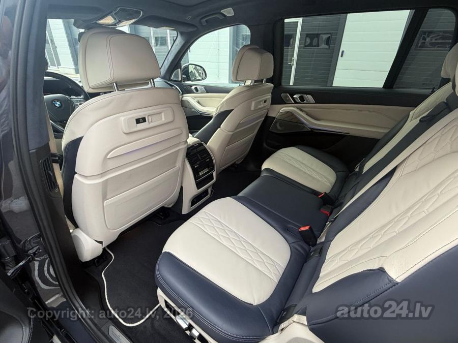 Pelēks BMW X7 2019 Tallina, ar dzinēja tilpumu 3.00 L un nobraukumu 98 tūkst. km par 55499 €, foto 19 vietnē AUTOMOTO.COM.LV