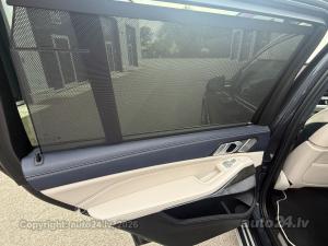 Pelēks BMW X7 2019 Tallina, ar dzinēja tilpumu 3.00 L un nobraukumu 98 tūkst. km par 55499 €, foto 25 vietnē AUTOMOTO.COM.LV