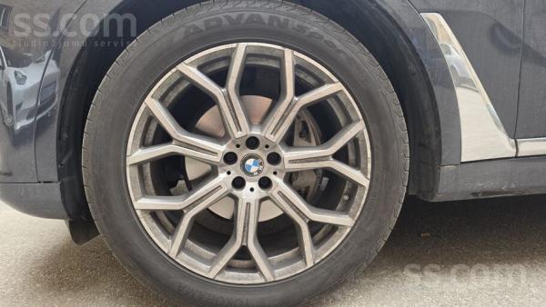 Pelēks BMW X7 2019 Rīga, ar dzinēja tilpumu 3.00 L un nobraukumu 109 tūkst. km par 49500 €, foto 6 vietnē AUTOMOTO.COM.LV