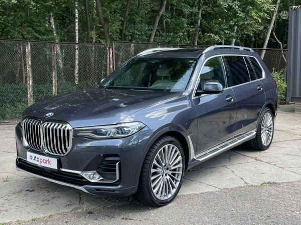 Grey BMW X7 2019 in Vilnius, with an engine capacity of 2.99 L and mileage of 140 thousand km for 44200 €, photo 2 on AUTOMOTO.COM.LV