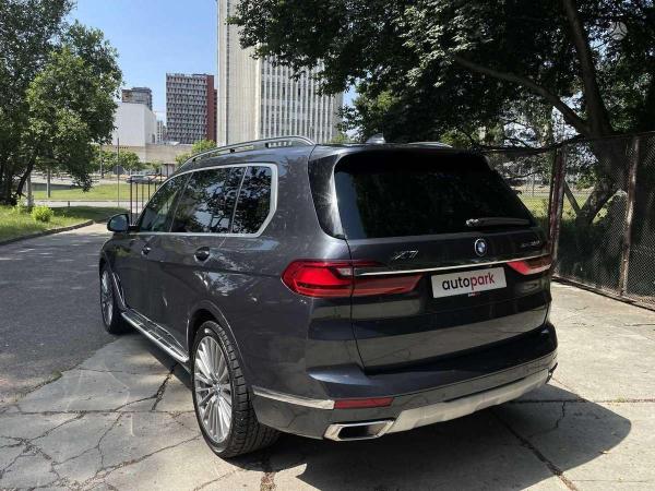 Grey BMW X7 2019 in Vilnius, with an engine capacity of 2.99 L and mileage of 140 thousand km for 44200 €, photo 6 on AUTOMOTO.COM.LV