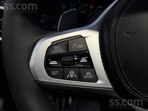 Grey BMW X7 2019 in Riga, with an engine capacity of 3.00 L and mileage of 168 thousand km for 51900 €, photo 12 on AUTOMOTO.COM.LV