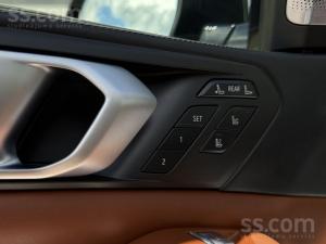 Grey BMW X7 2019 in Riga, with an engine capacity of 3.00 L and mileage of 168 thousand km for 51900 €, photo 14 on AUTOMOTO.COM.LV