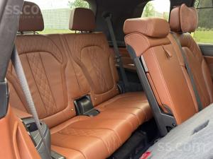 Grey BMW X7 2019 in Riga, with an engine capacity of 3.00 L and mileage of 168 thousand km for 51900 €, photo 19 on AUTOMOTO.COM.LV