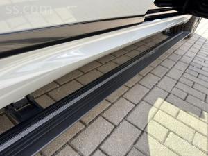 Grey BMW X7 2019 in Riga, with an engine capacity of 3.00 L and mileage of 168 thousand km for 51900 €, photo 29 on AUTOMOTO.COM.LV