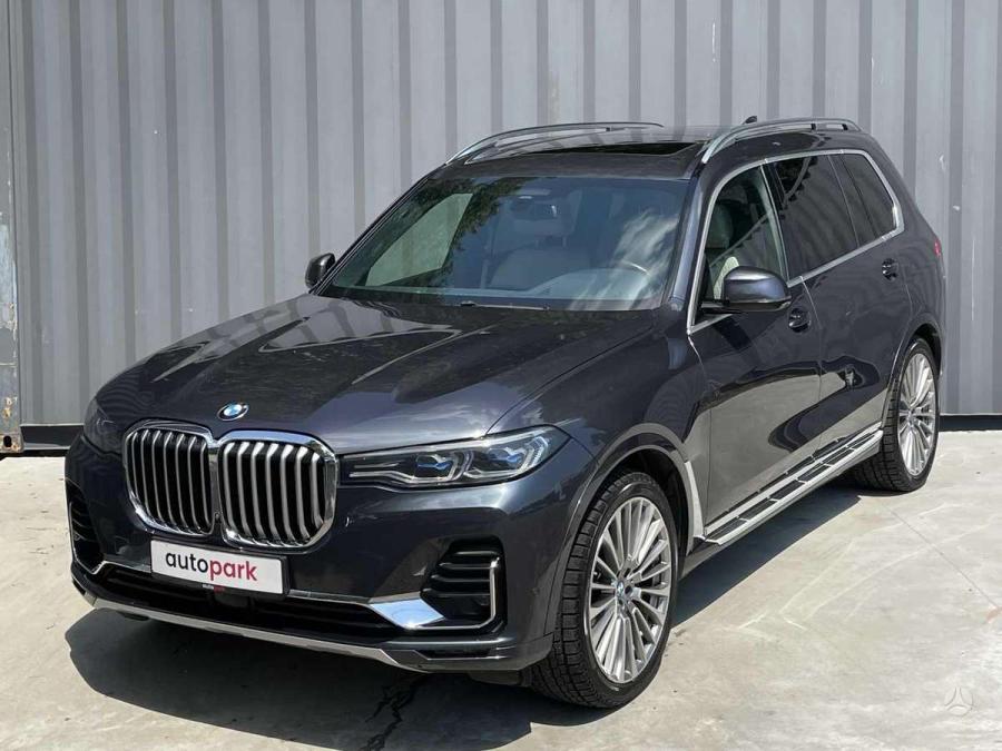 Серый БМВ X7 2019 в Вильнюс, объемом двигателя 2.99 л и пробегом 140 тыс. км за 44200 €, фото 1 на AUTOMOTO.COM.LV