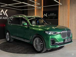 Grey BMW X7 2019 in Kaunas, with an engine capacity of 2.99 L and mileage of 232 thousand km for 46990 €, photo 3 on AUTOMOTO.COM.LV