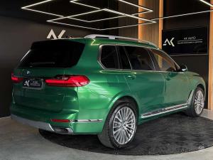 Grey BMW X7 2019 in Kaunas, with an engine capacity of 2.99 L and mileage of 232 thousand km for 46990 €, photo 13 on AUTOMOTO.COM.LV