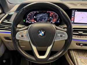 Grey BMW X7 2019 in Kaunas, with an engine capacity of 2.99 L and mileage of 232 thousand km for 46990 €, photo 16 on AUTOMOTO.COM.LV