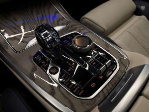 Grey BMW X7 2019 in Kaunas, with an engine capacity of 2.99 L and mileage of 232 thousand km for 46990 €, photo 21 on AUTOMOTO.COM.LV