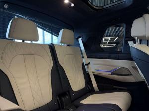 Grey BMW X7 2019 in Kaunas, with an engine capacity of 2.99 L and mileage of 232 thousand km for 46990 €, photo 31 on AUTOMOTO.COM.LV