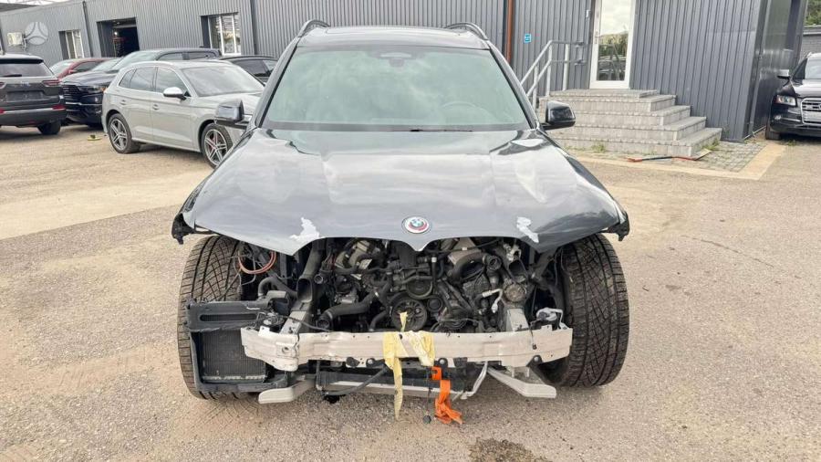 Pelēks BMW X7 2019 Ukmergė, ar dzinēja tilpumu 4.40 L un nobraukumu 73 tūkst. km par 32999 €, foto 5 vietnē AUTOMOTO.COM.LV