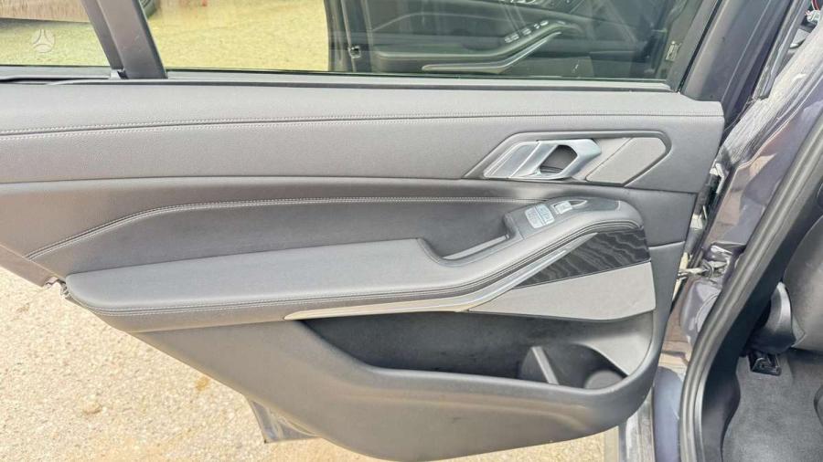 Pelēks BMW X7 2019 Ukmergė, ar dzinēja tilpumu 4.40 L un nobraukumu 73 tūkst. km par 32999 €, foto 23 vietnē AUTOMOTO.COM.LV