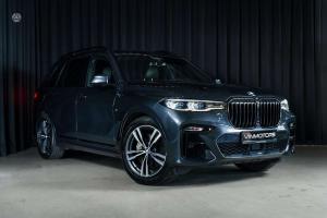 Grey BMW X7 2019 in Vilnius, with an engine capacity of 4.40 L and mileage of 165 thousand km for 38999 €, photo 4 on AUTOMOTO.COM.LV