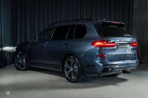 Grey BMW X7 2019 in Vilnius, with an engine capacity of 4.40 L and mileage of 165 thousand km for 38999 €, photo 7 on AUTOMOTO.COM.LV