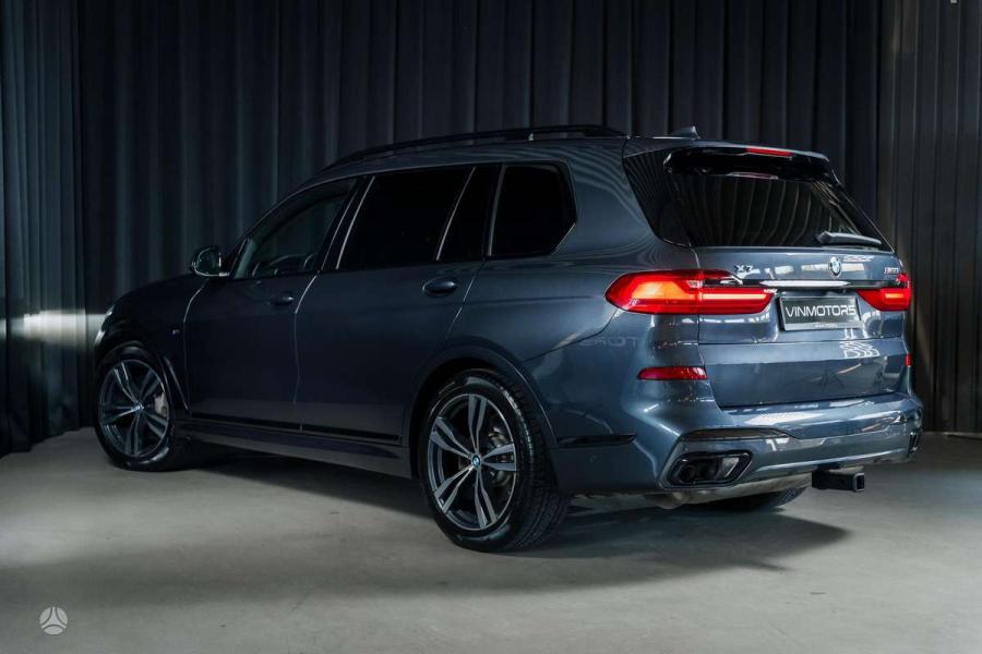 Grey BMW X7 2019 in Vilnius, with an engine capacity of 4.40 L and mileage of 165 thousand km for 38999 €, photo 7 on AUTOMOTO.COM.LV