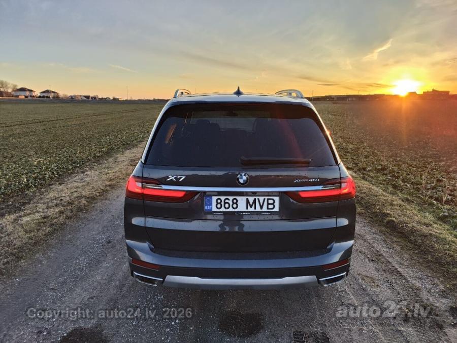 Pelēks BMW X7 2019 Tallina, ar dzinēja tilpumu 3.00 L un nobraukumu 122 tūkst. km par 51400 €, foto 4 vietnē AUTOMOTO.COM.LV