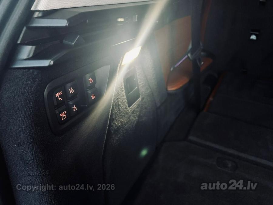 Pelēks BMW X7 2019 Tallina, ar dzinēja tilpumu 3.00 L un nobraukumu 122 tūkst. km par 51400 €, foto 21 vietnē AUTOMOTO.COM.LV