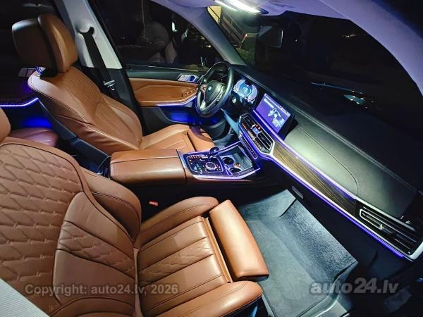 Серый БМВ X7 2019 в Таллин, объемом двигателя 3.00 л и пробегом 122 тыс. км за 51400 €, фото 10 на AUTOMOTO.COM.LV