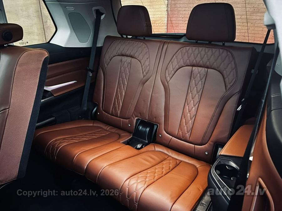 Серый БМВ X7 2019 в Таллин, объемом двигателя 3.00 л и пробегом 122 тыс. км за 51400 €, фото 11 на AUTOMOTO.COM.LV