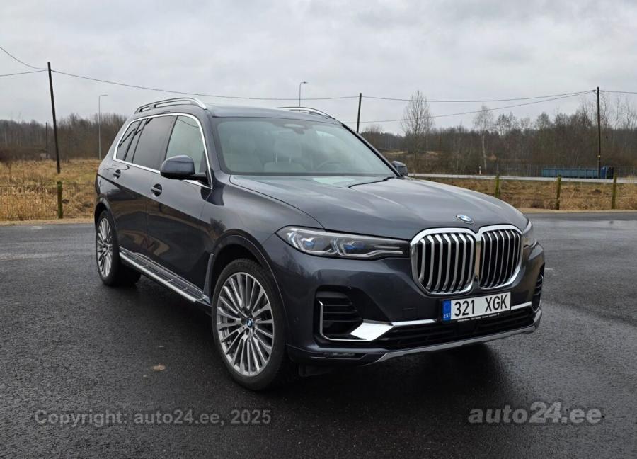 Pelēks BMW X7 2020 Tallina, ar dzinēja tilpumu 3.00 L un nobraukumu 149 tūkst. km par 54900 €, foto 1 vietnē AUTOMOTO.COM.LV