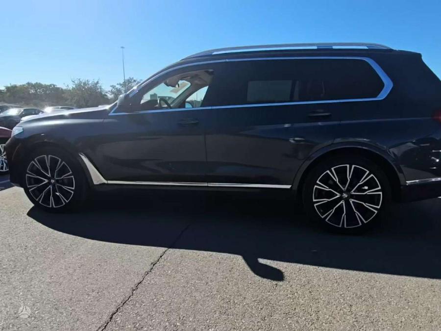 Pelēks BMW X7 2020 Šauļi, ar dzinēja tilpumu 3.00 L un nobraukumu 154 tūkst. km par 35500 €, foto 4 vietnē AUTOMOTO.COM.LV