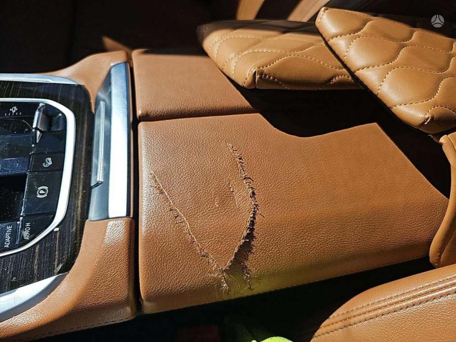 Pelēks BMW X7 2020 Šauļi, ar dzinēja tilpumu 3.00 L un nobraukumu 154 tūkst. km par 35500 €, foto 13 vietnē AUTOMOTO.COM.LV